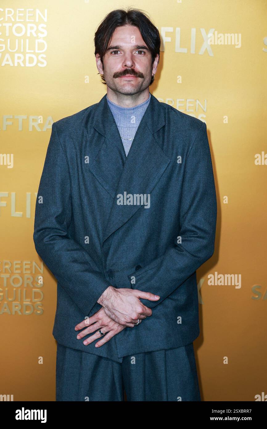 Los Angeles, USA. 23rd Feb, 2025. Jon Arias walking on the red carpet ...