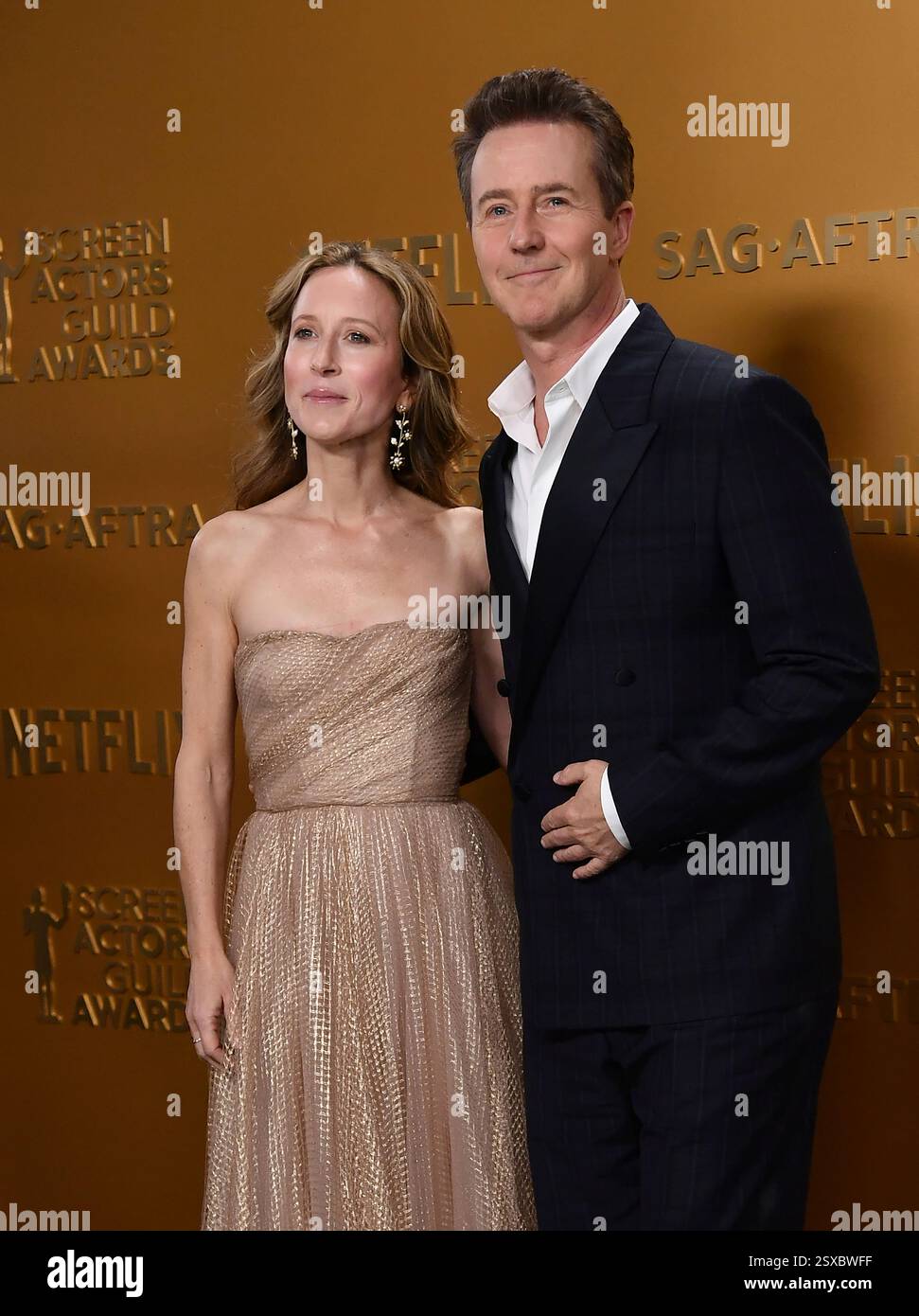 Shauna Robertson, left, and Edward Norton arrive at the 31st annual ...