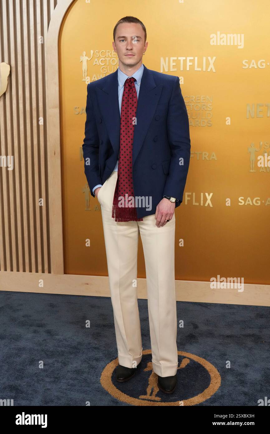 Drew Starkey arrives at the 31st annual Screen Actors Guild Awards on ...