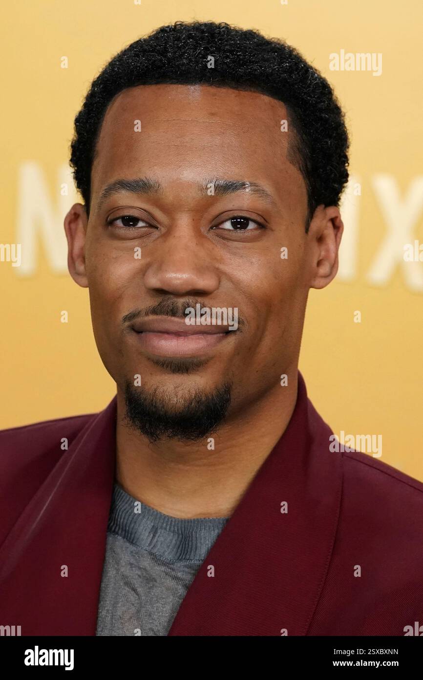 Tyler James Williams arrives at the 31st annual Screen Actors Guild ...