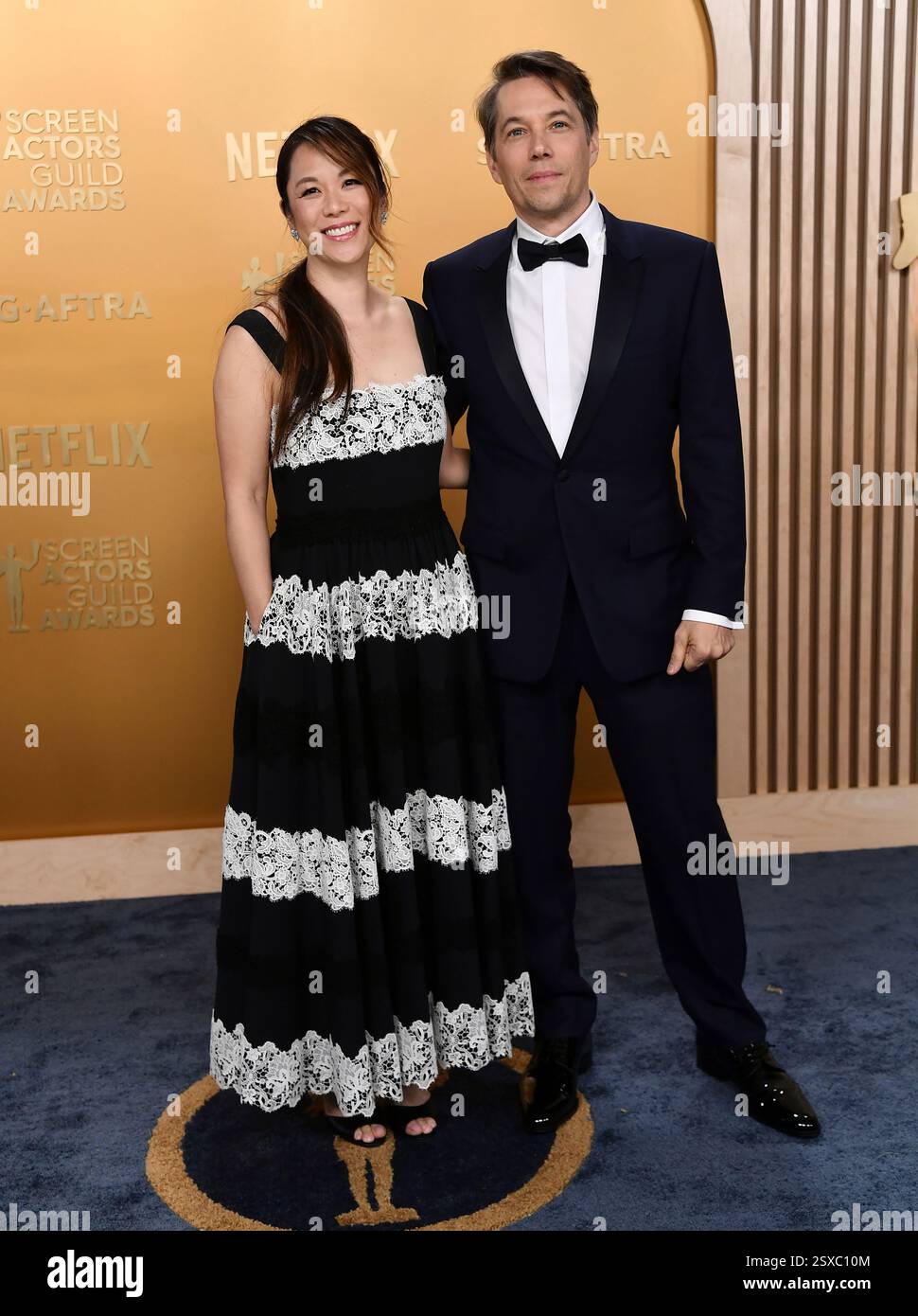 Samantha Quan, left, and Sean Baker arrive at the 31st annual Screen Actors Guild Awards on ...