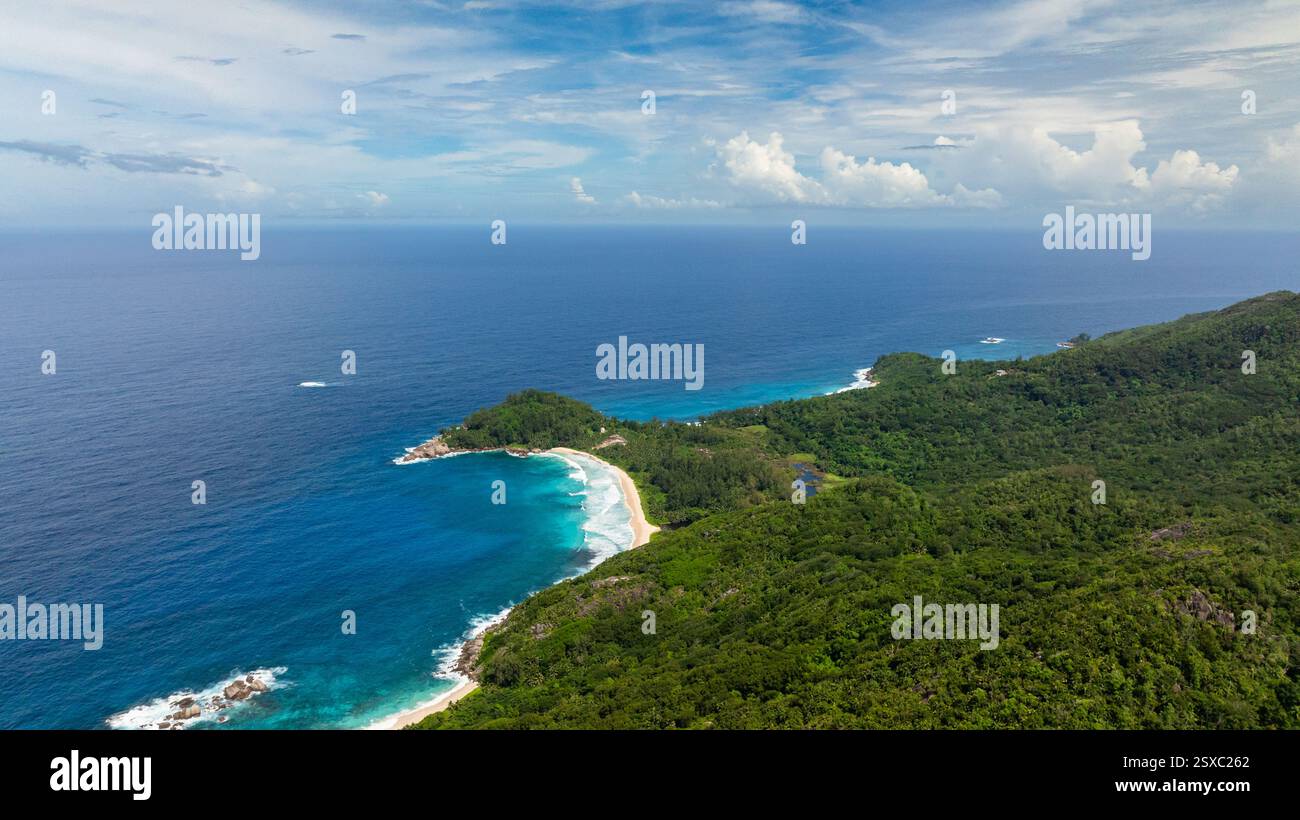Aerial view forested areas jungle hi-res stock photography and images - Alamy