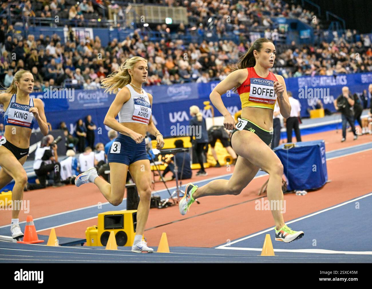 Birmingham, UK. 23rd Feb, 2025. BOFFEY Isabelle wins the Womens 800m ...