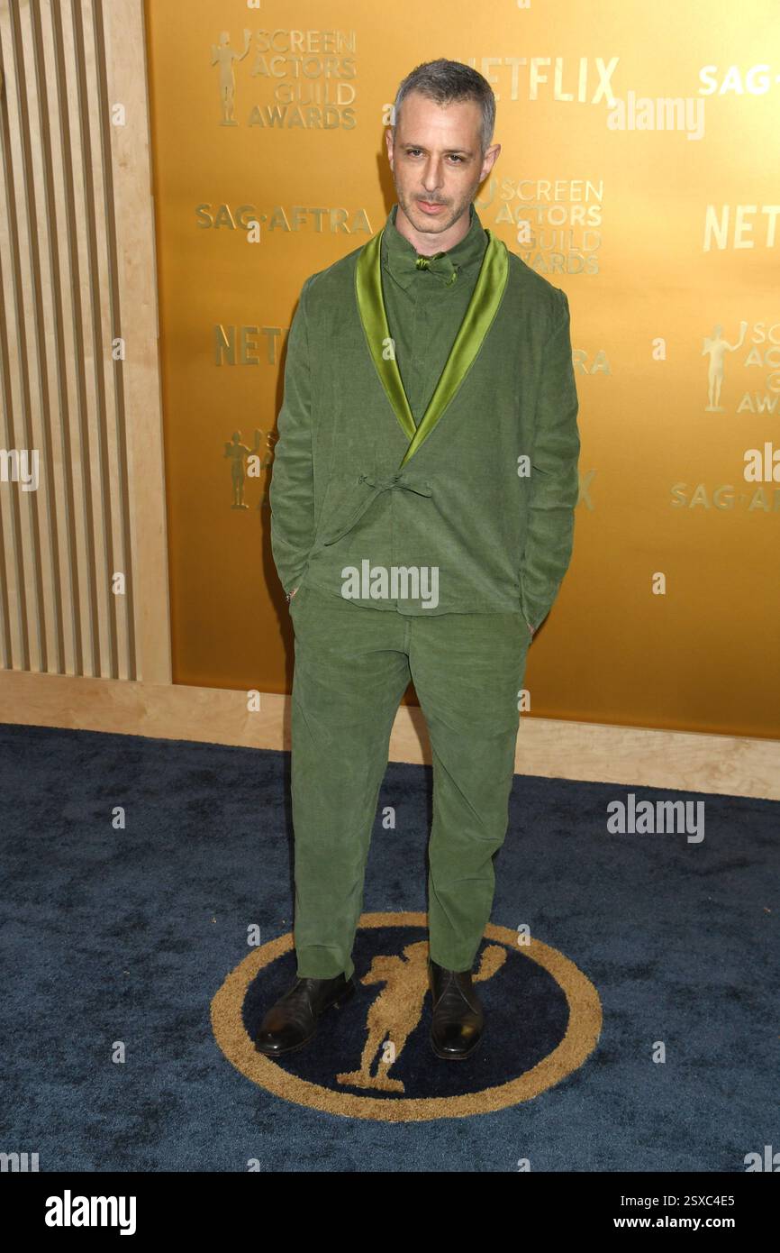Los Angeles, Ca. 23rd Feb, 2025. Jeremy Strong at the 31st Screen ...