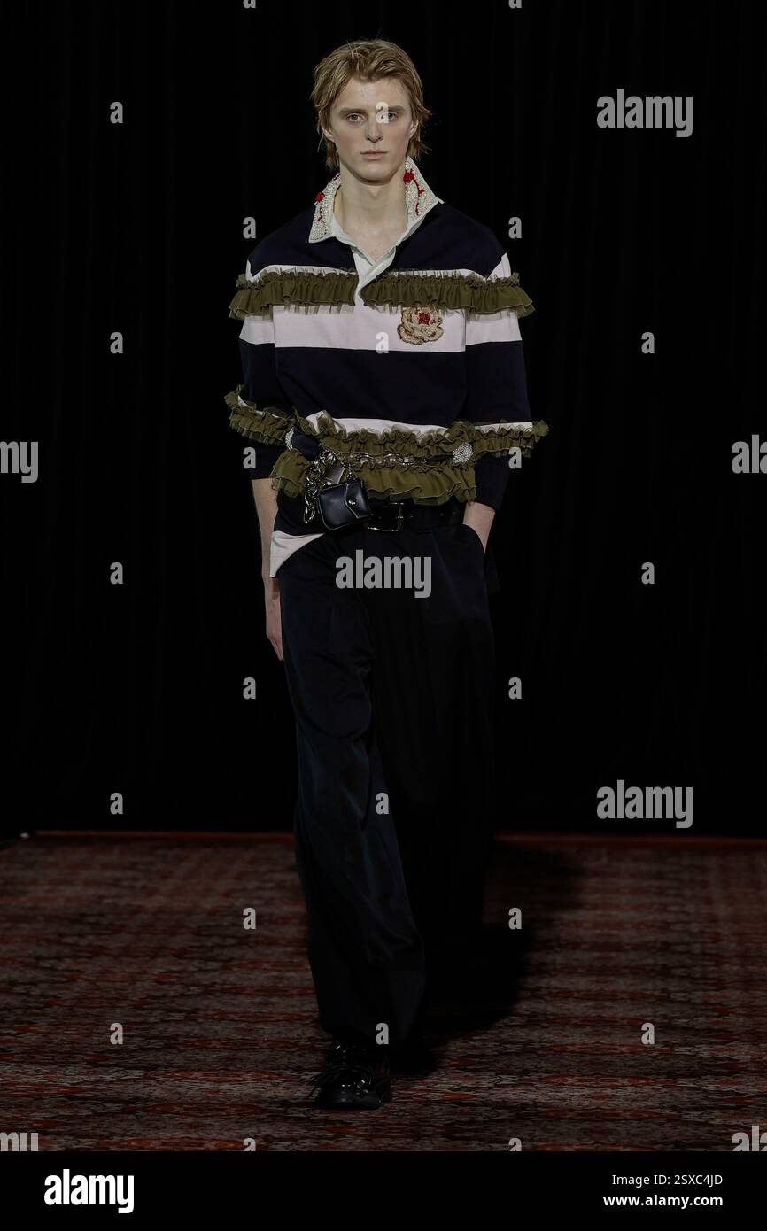 SIMONE ROCHA Autumn-Winter 2025 runway during London Fashion Week on ...