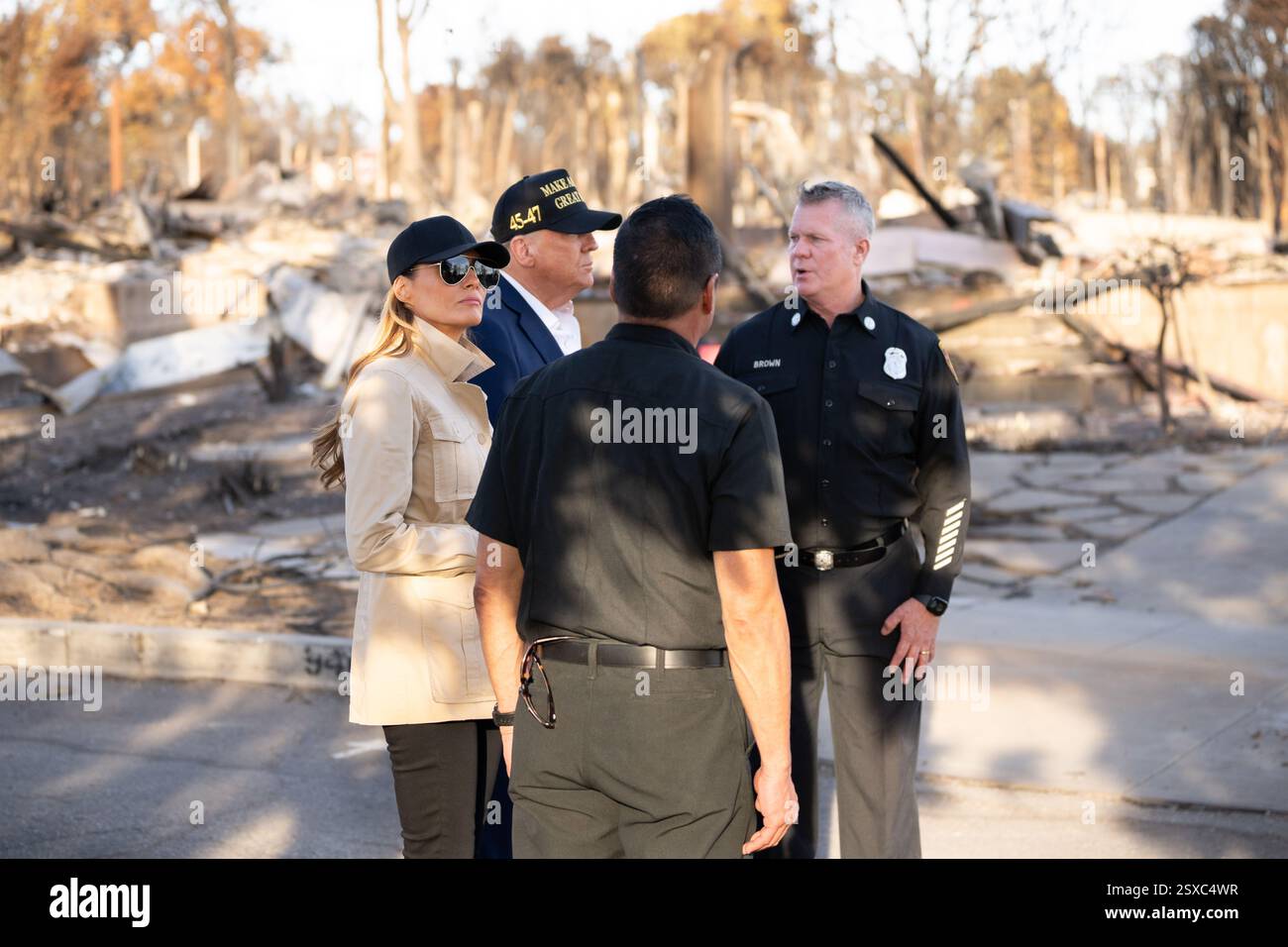 President Donald J. Trump and First Lady Melania Trump tour a Pacific ...