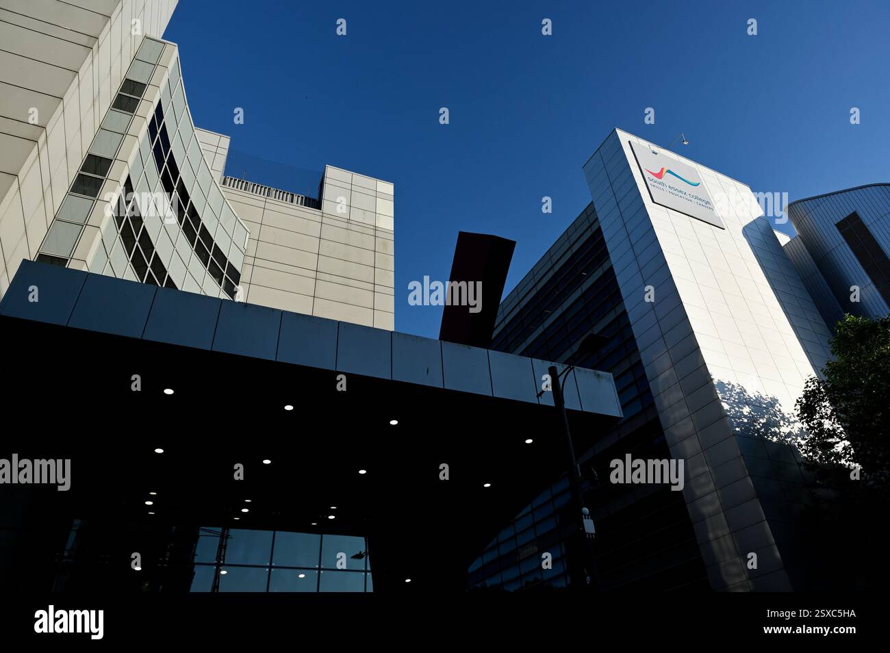 The Essex University building on the left and the South Essex College ...