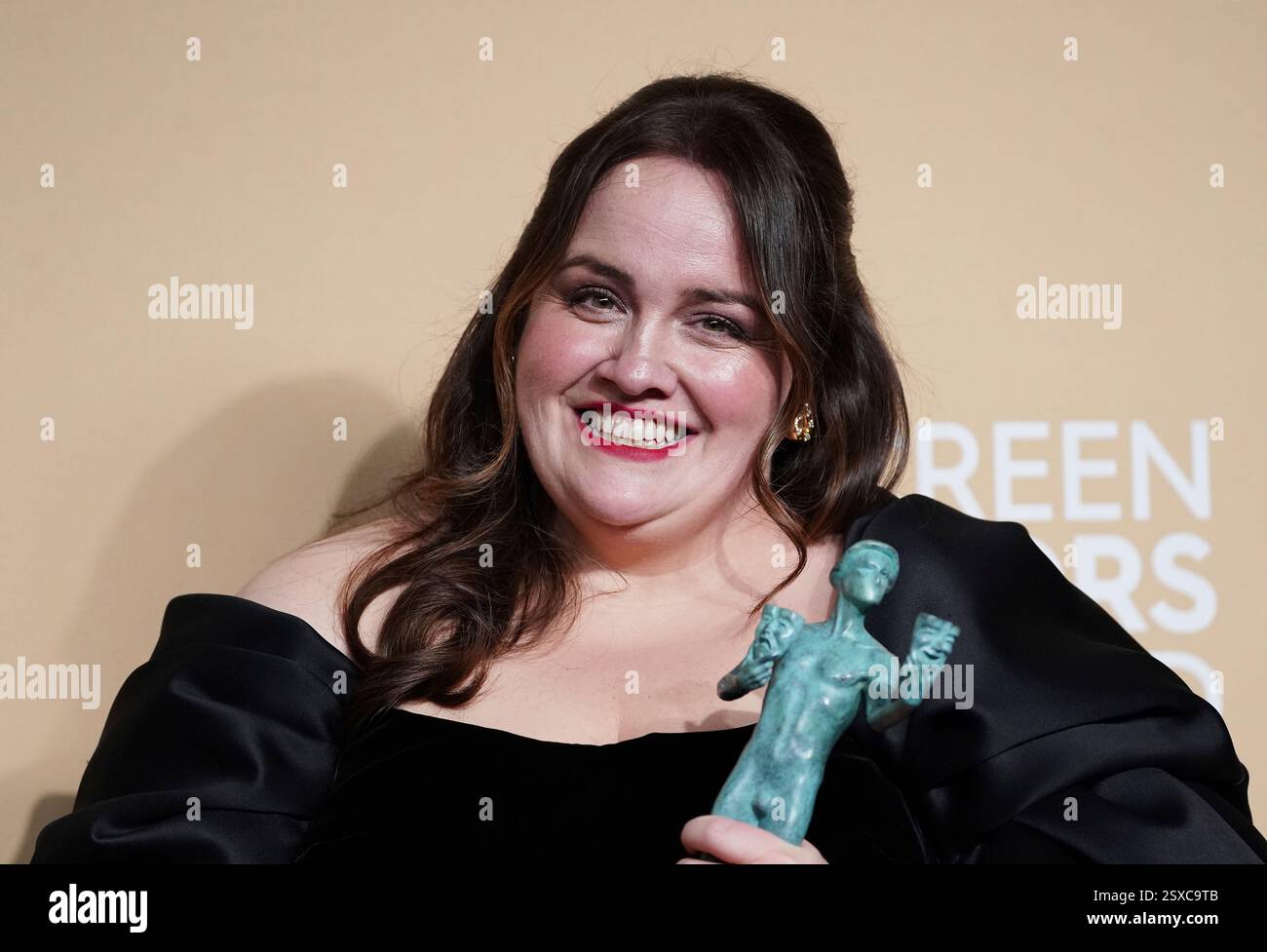Jessica Gunning poses in the press room with the award for outstanding ...