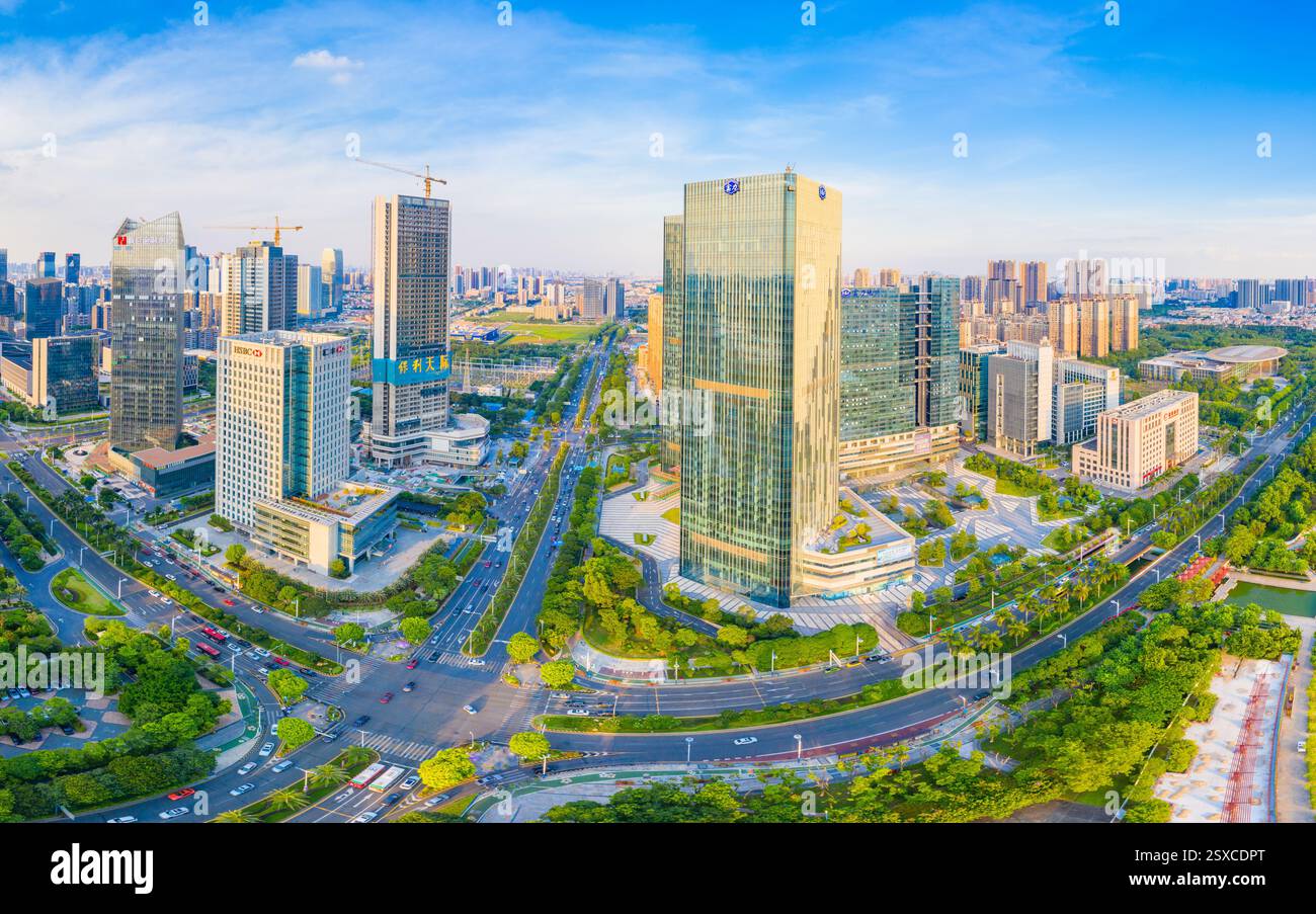 Urban environment of Qiandeng Lake Park, Foshan City, Guangdong ...