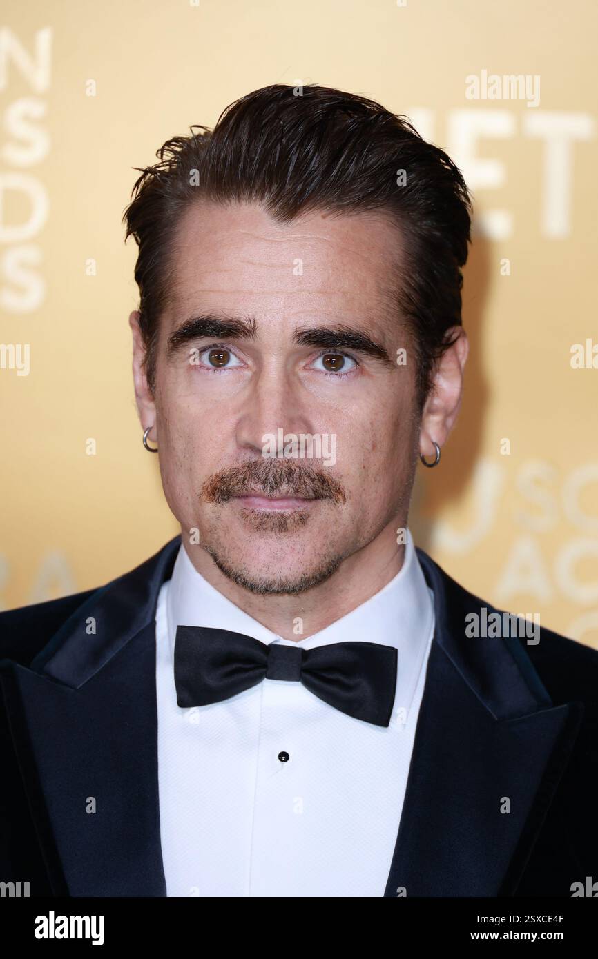 Los Angeles, USA. 23rd Feb, 2025. Colin Farrell walking on the red ...