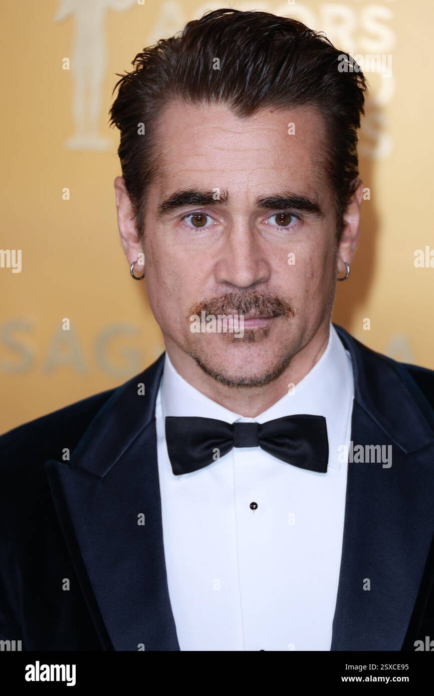 Los Angeles, USA. 23rd Feb, 2025. Colin Farrell walking on the red ...