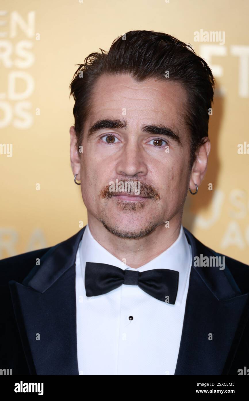Los Angeles, USA. 23rd Feb, 2025. Colin Farrell walking on the red ...