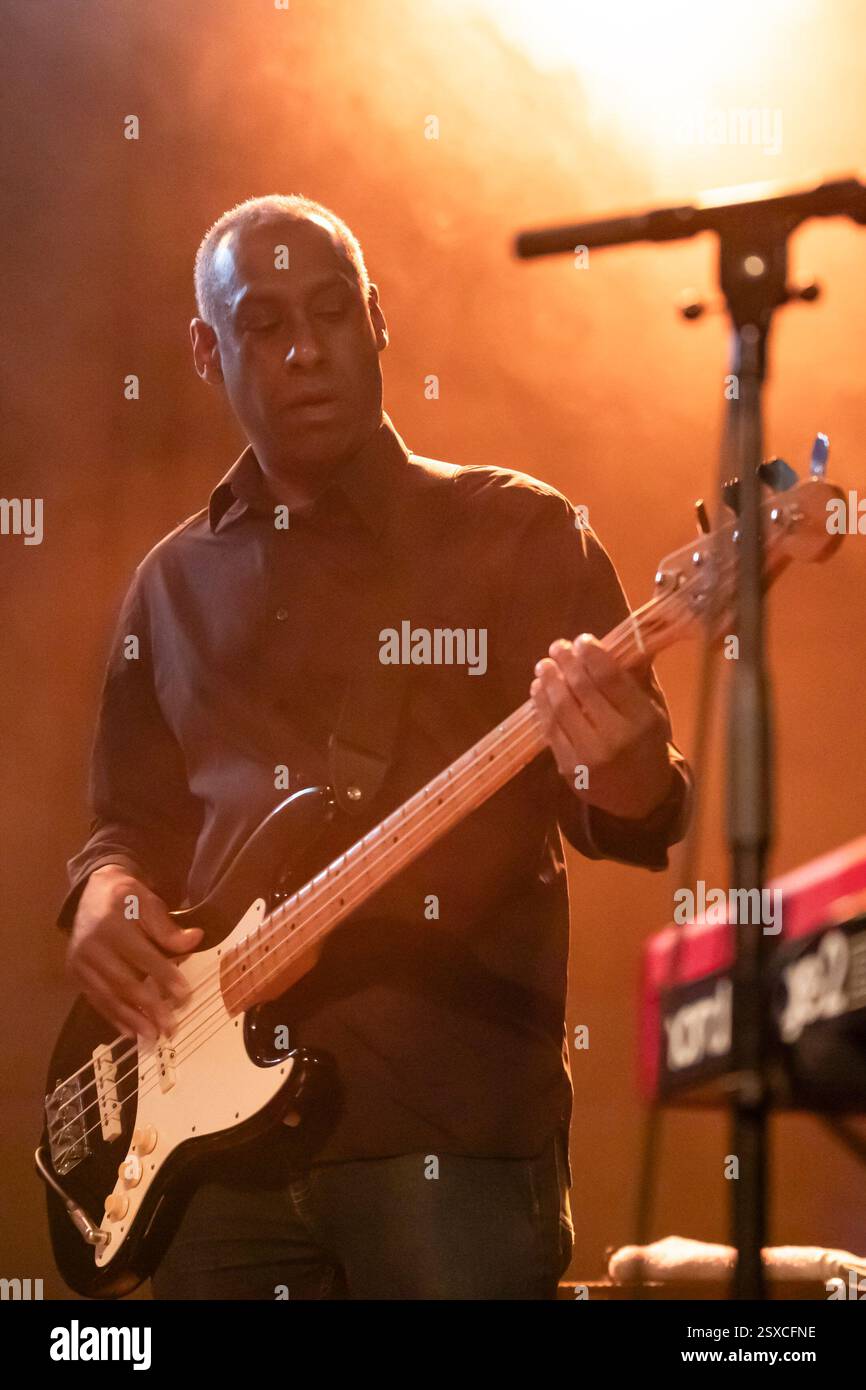 Porto, Portugal. 22nd Feb, 2025. Dale Davis of The Amy Winehouse Band ...
