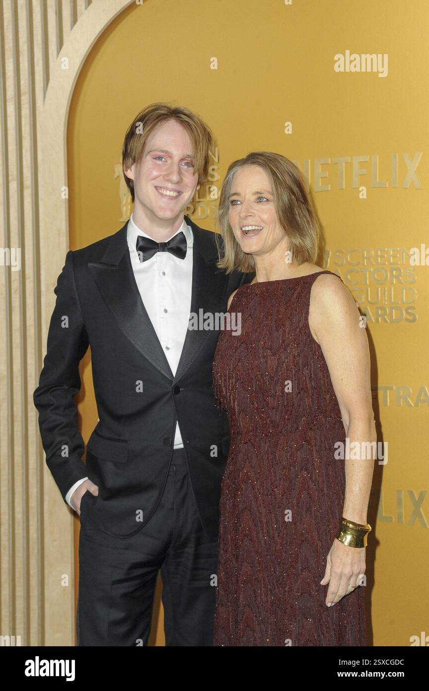Charlie Foster, Jodie Foster at arrivals for The 31st Annual Screen ...