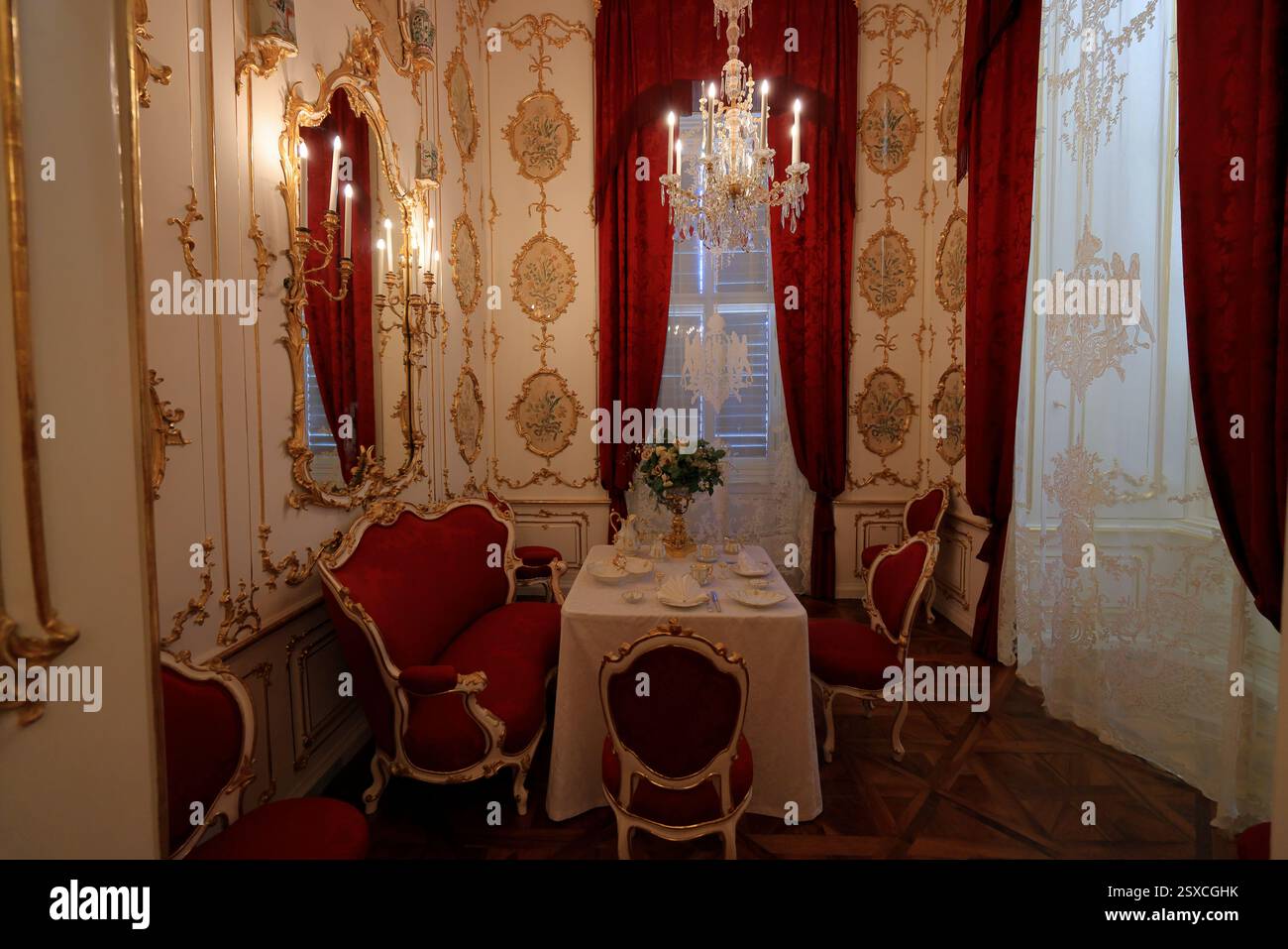 Schonbrunn Palace (Schloss Schonbrunn), a summer palace with rococo ...