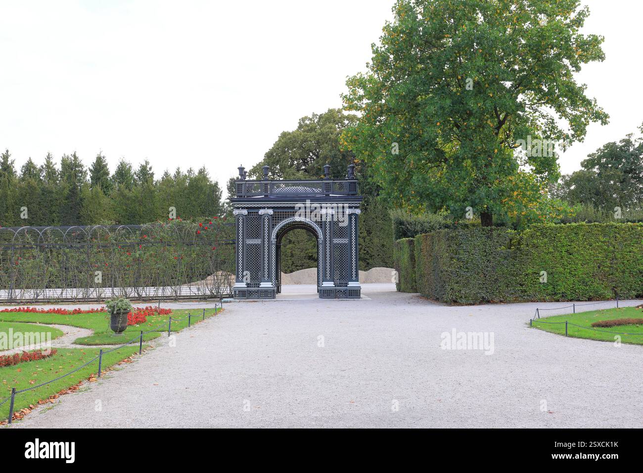Schonbrunn Palace (Schloss Schonbrunn), a summer palace with rococo ...