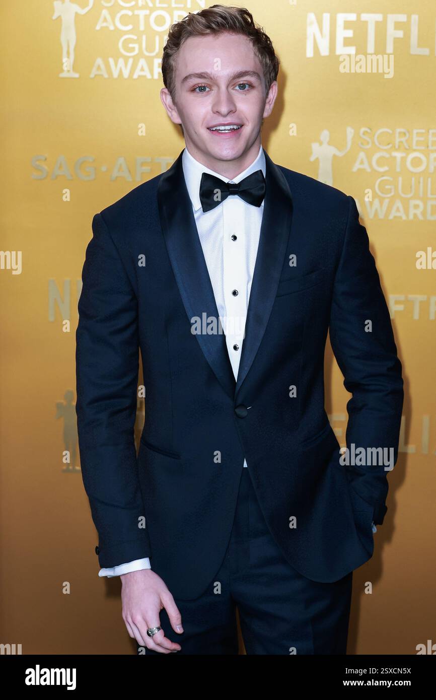 Los Angeles, USA. 23rd Feb, 2025. Gavin Lewis walking on the red carpet at the 31st Annual ...