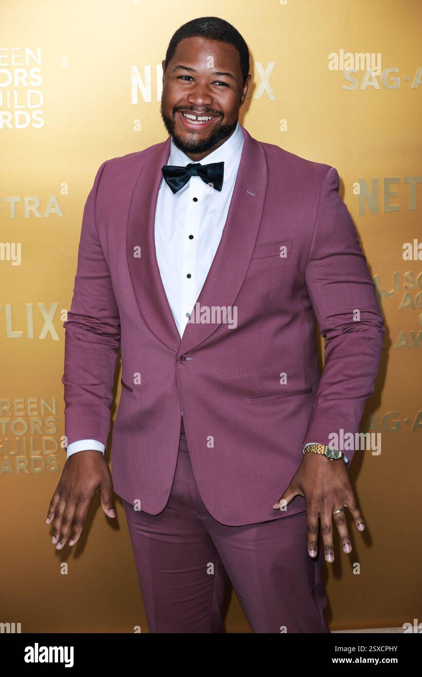 Los Angeles, USA. 23rd Feb, 2025. Luke Tennie walking on the red carpet ...