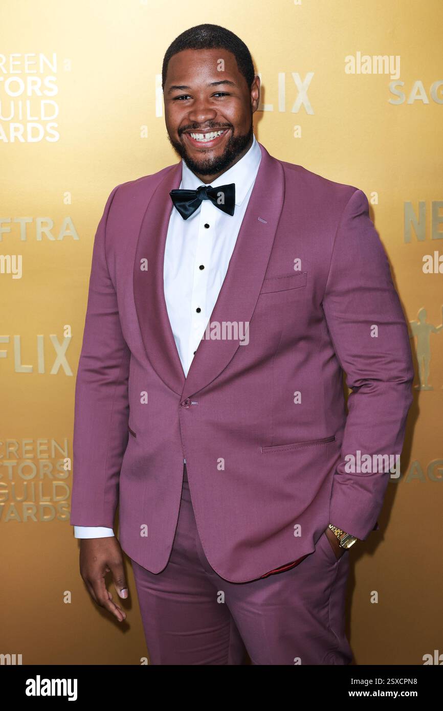 Los Angeles, USA. 23rd Feb, 2025. Luke Tennie walking on the red carpet ...