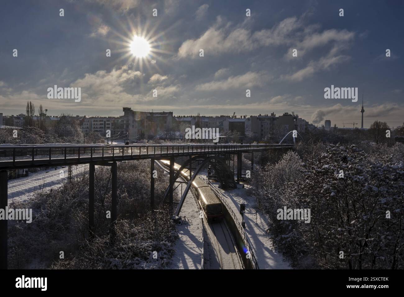 Germany, Berlin, 14.02.2025, Schwedter Steg, S-Bahn line, Europe Stock ...