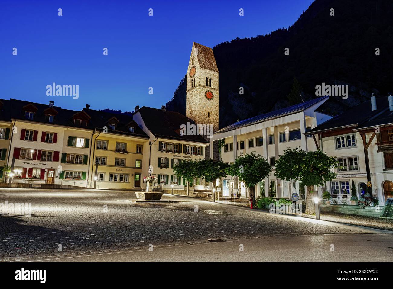 Interlaken plaza hi-res stock photography and images - Alamy