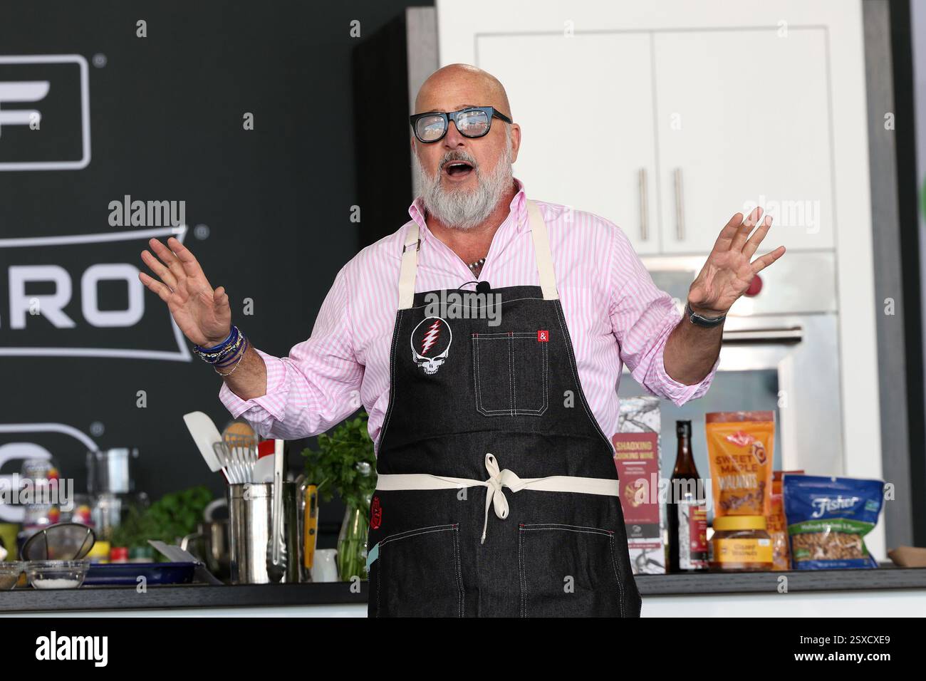 Miami, United States Of America. 23rd Feb, 2025. MIAMI BEACH, FL ...