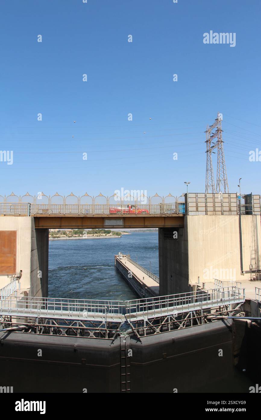 In front of the gate of Esna Lock as an elevator for boats on the River ...