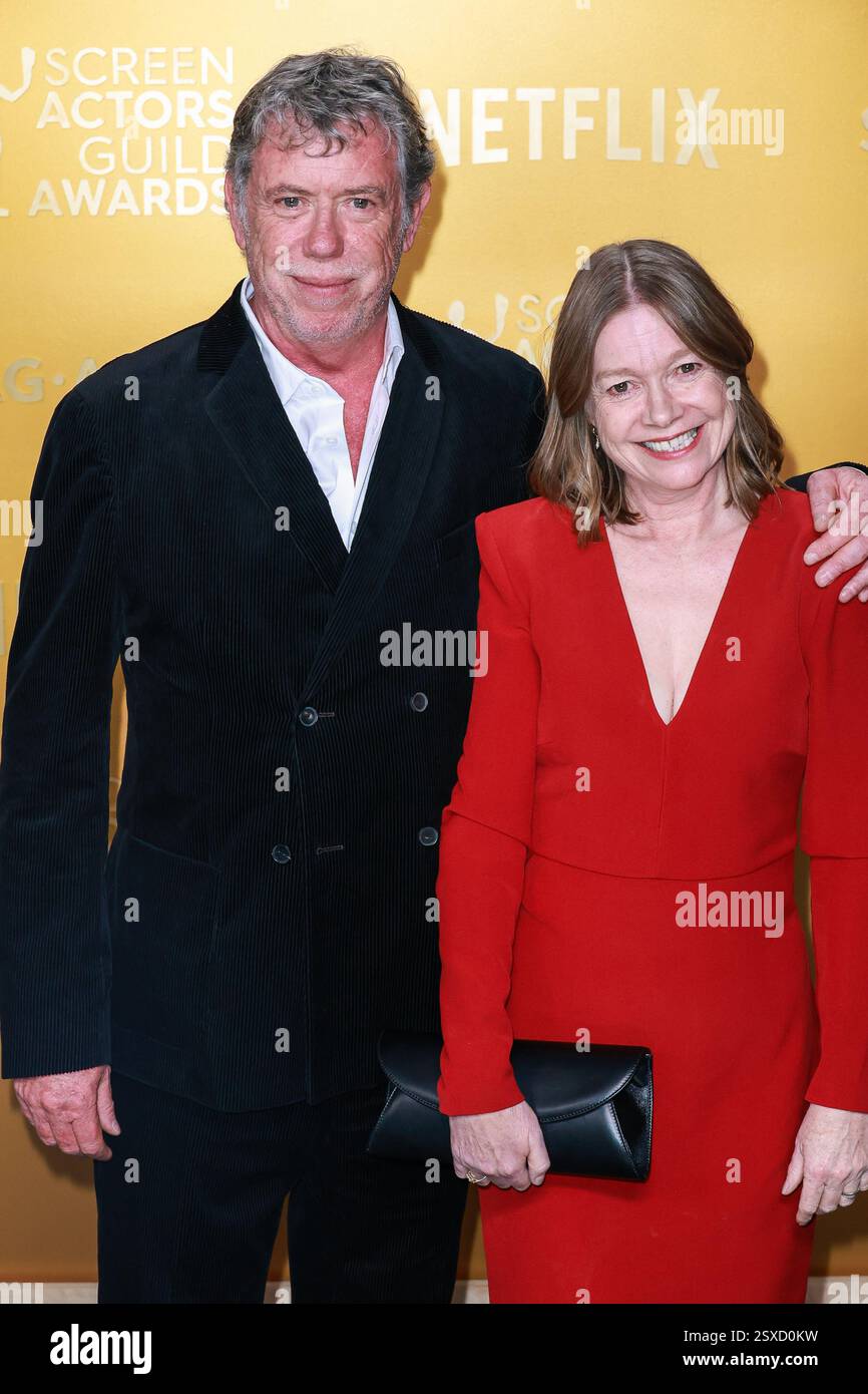 Los Angeles, USA. 23rd Feb, 2025. Sean Gilder and Robin Weaver walking ...
