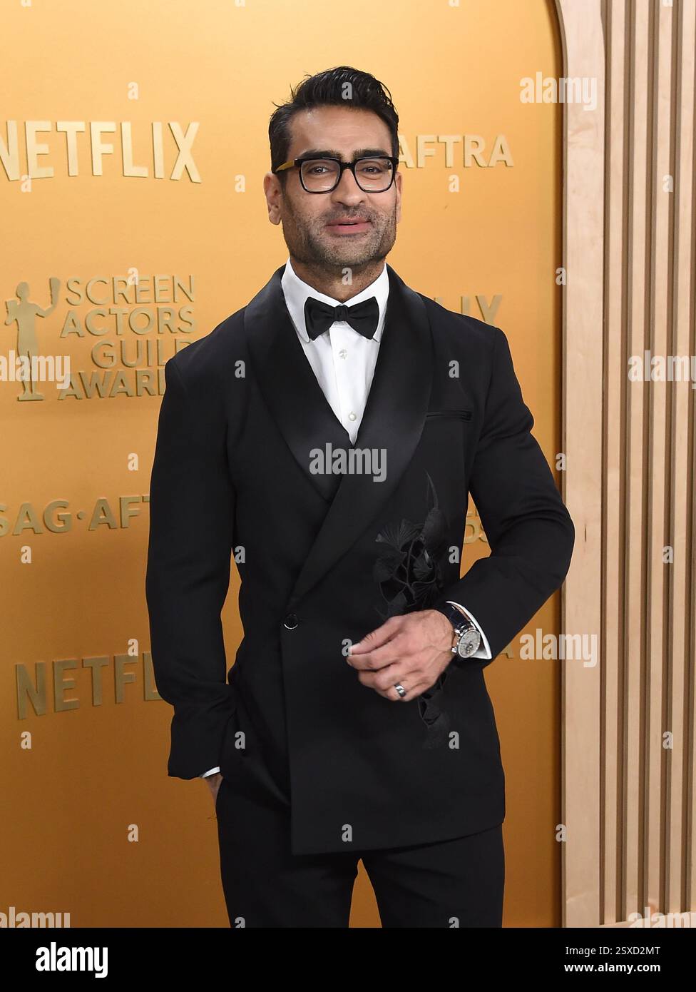 Los Angeles, USA. 23rd Feb, 2025. Kumail Nanjiani arriving to the 31st ...