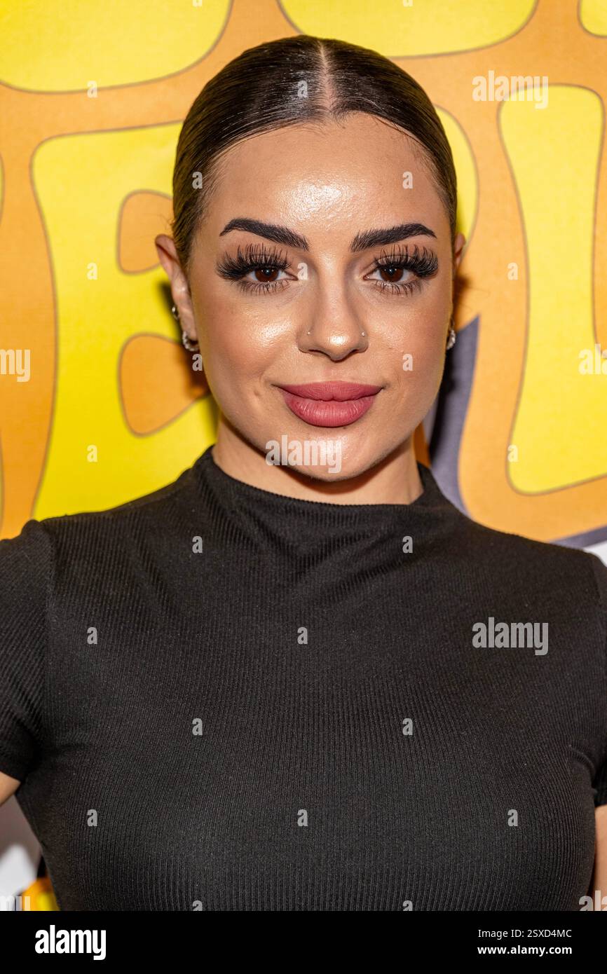 Los Angeles, United States. 22nd Feb, 2025. Hugh Peeple Dancer Ani Ray ...