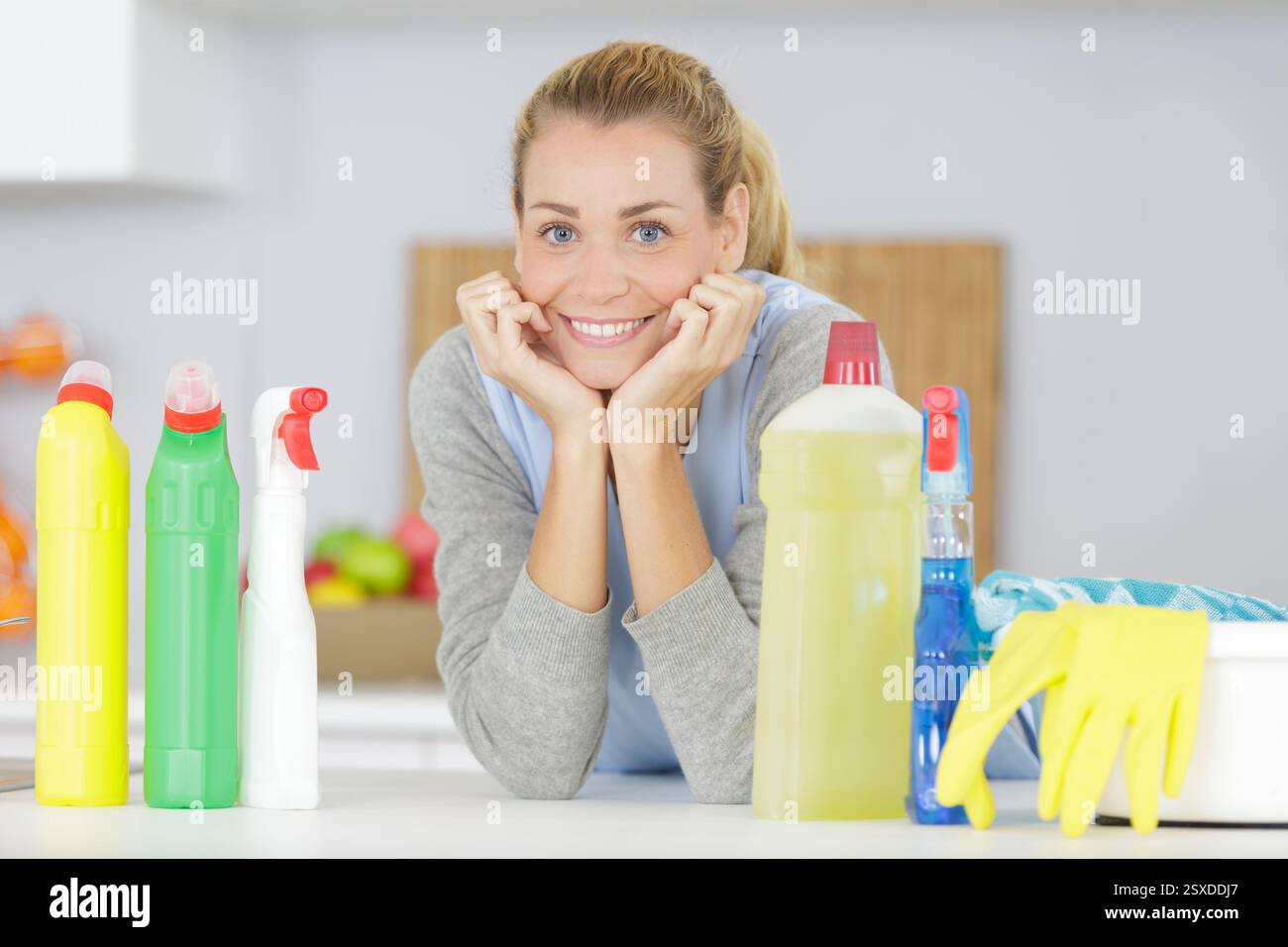 Janitor woman hi-res stock photography and images - Alamy