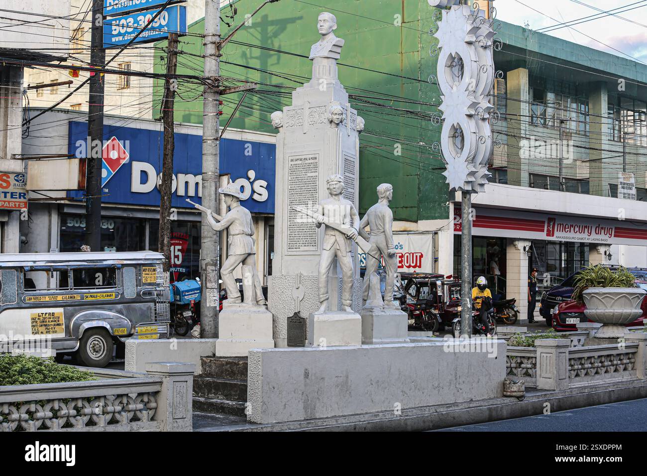 Filipino heroes hi-res stock photography and images - Alamy