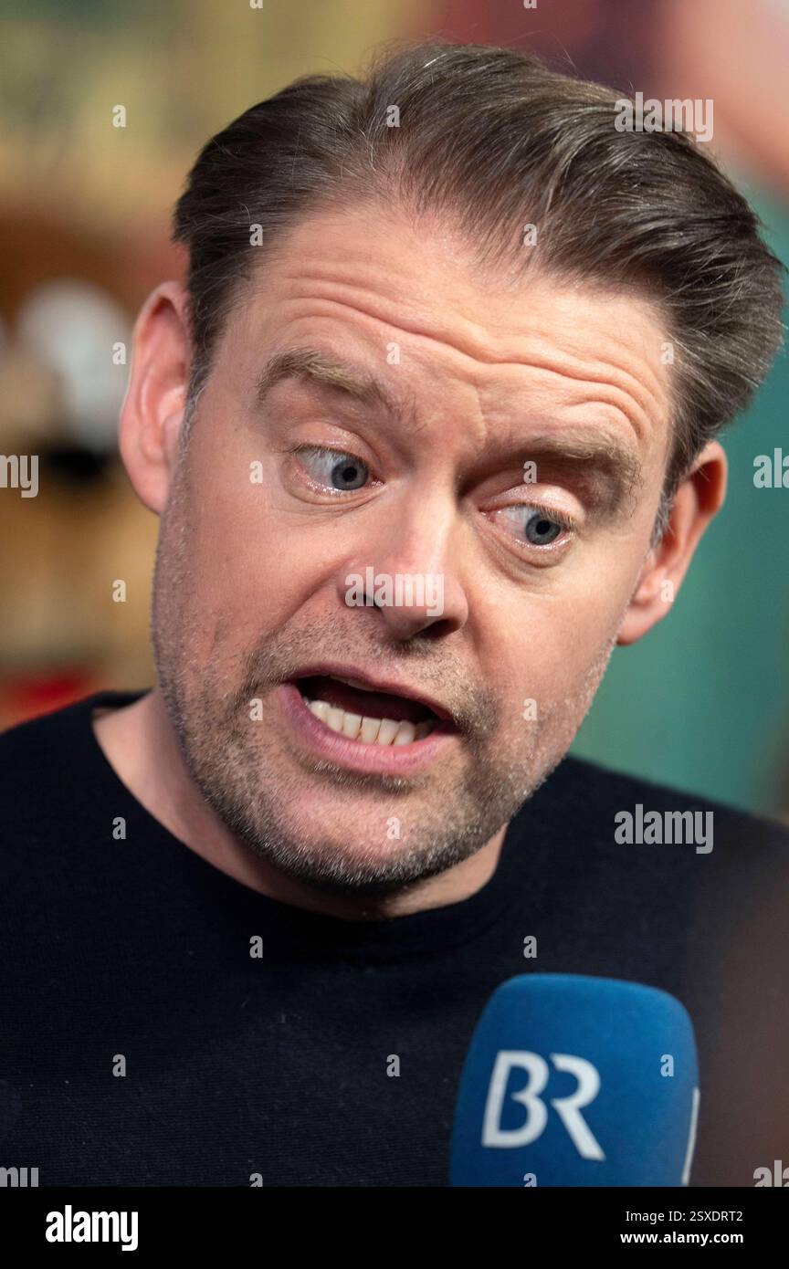 Max Giermann bei der Premiere des Kinofilms Ein Mädchen namens Willow ...