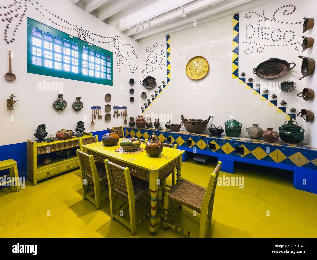 Casa Frida Kahlo Coyoacan Stock Photo - Alamy