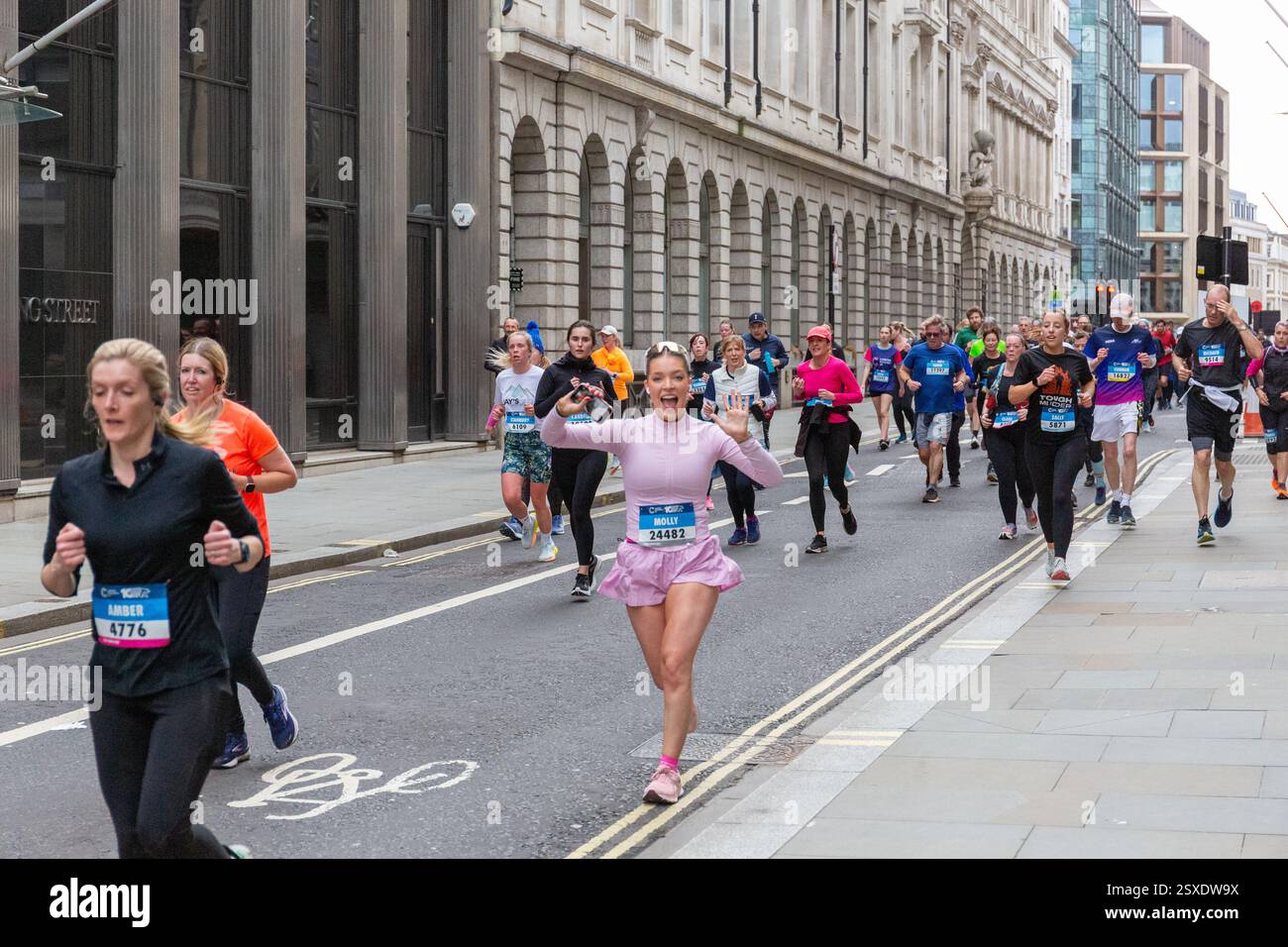 Cancer Research UK London Winter Run, 10th Anniversary Feb 2025 Stock ...