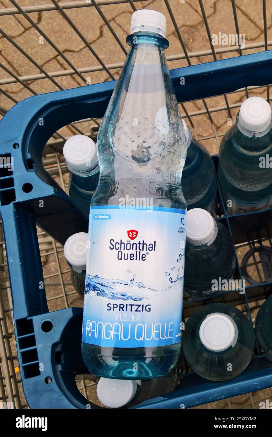 Schönthal Quelle aus der Rangau Quelle, Mineralwasser der Bad ...