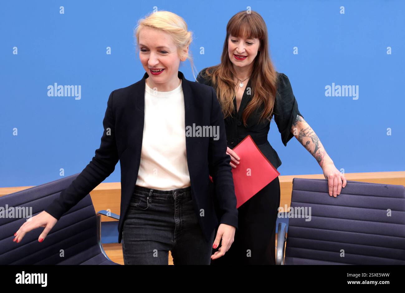 Ines Schwerdtner, Co-Vorsitzende der Partei DIE LINKE, Heidi Reichinnek ...