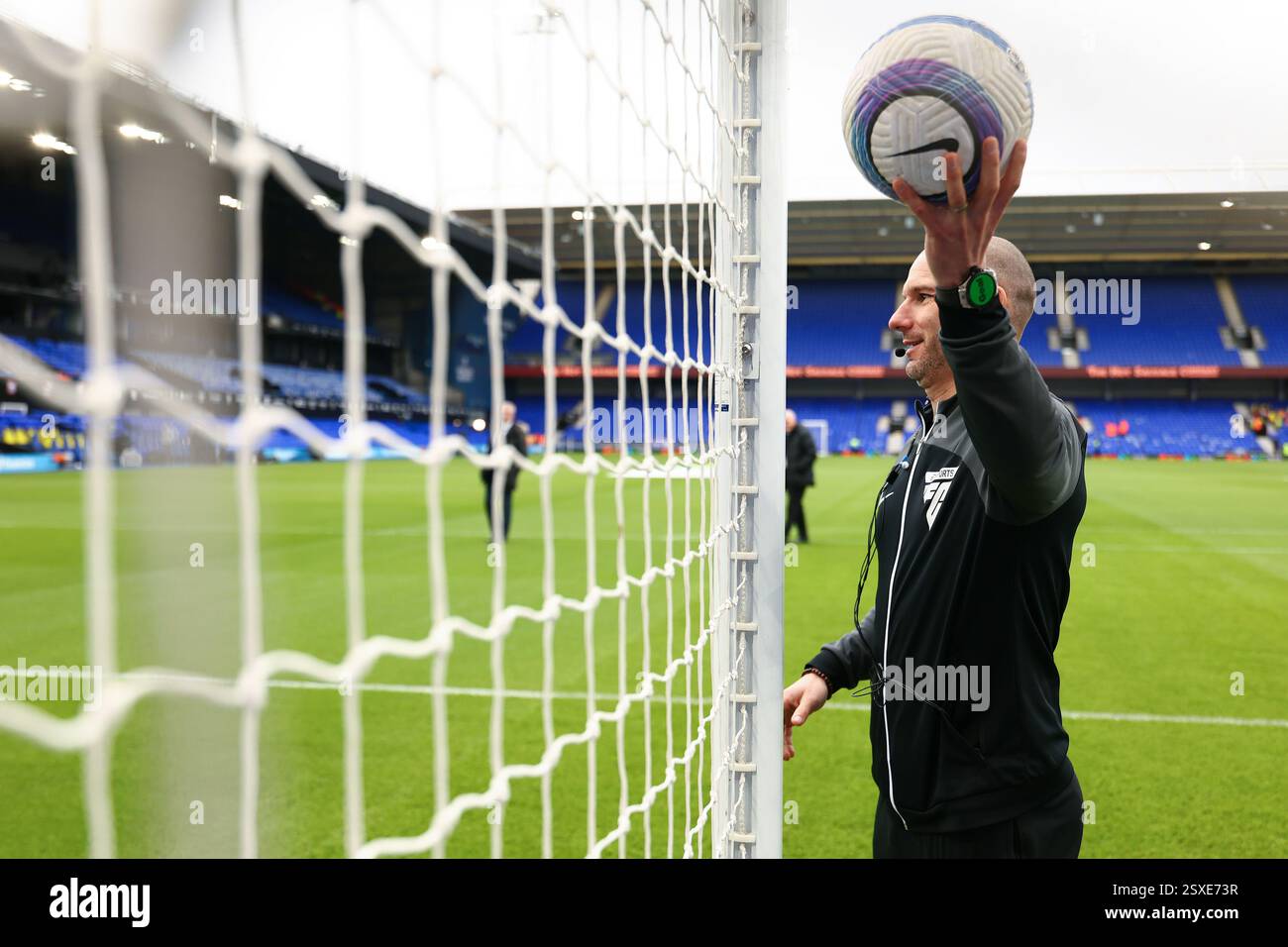 Referee, Tim Robinson seen with Third Nike Official Match Ball of the ...