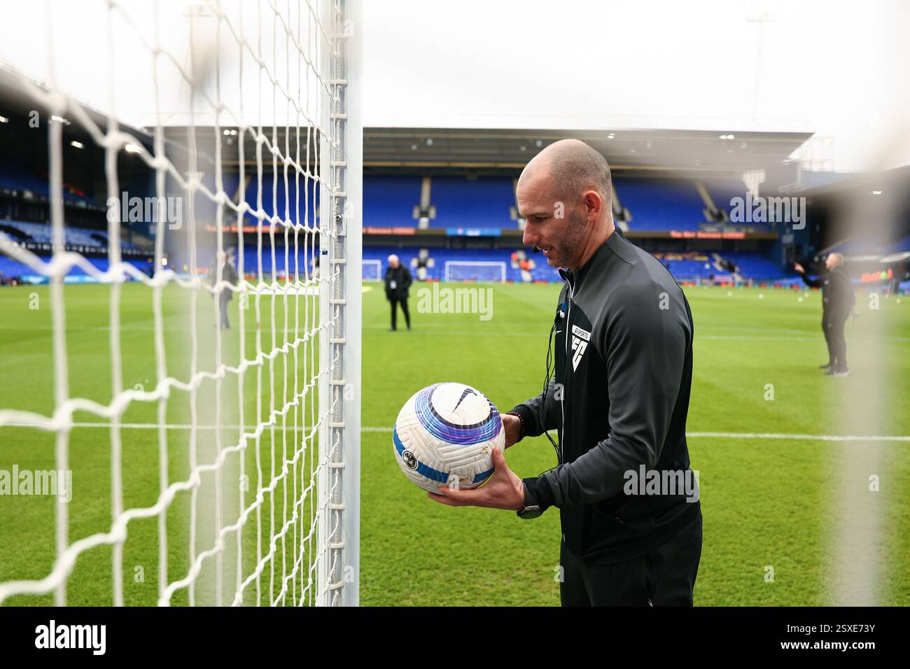 Referee, Tim Robinson seen with Third Nike Official Match Ball of the ...