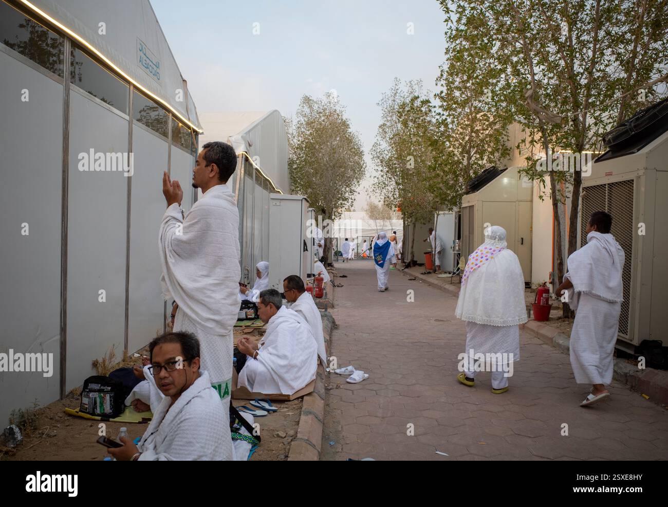 Mecca, Saudi Arabia - June 15, 2024: Hajj pilgrims from Indonesia ...