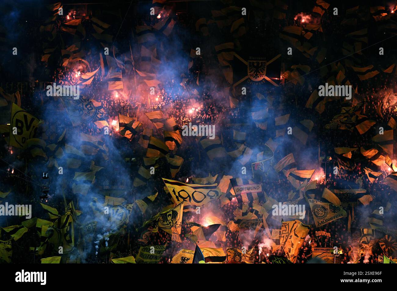 Bundesliga, Signal Iduna Park Dortmund: Borussia Dortmund vs Union ...