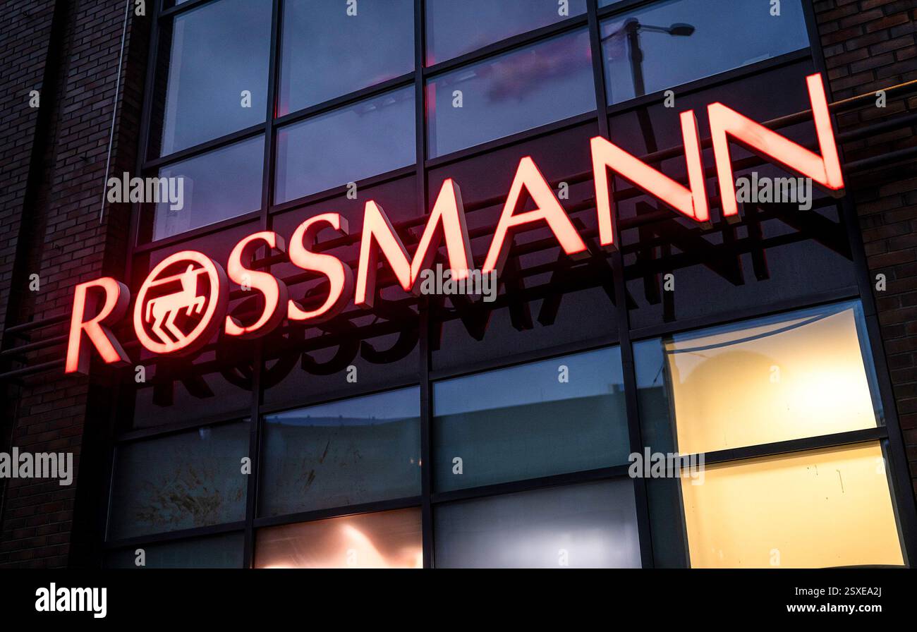 Rossman Logo in Wroclaw, Poland 28 Jan 2025 Stock Photo - Alamy