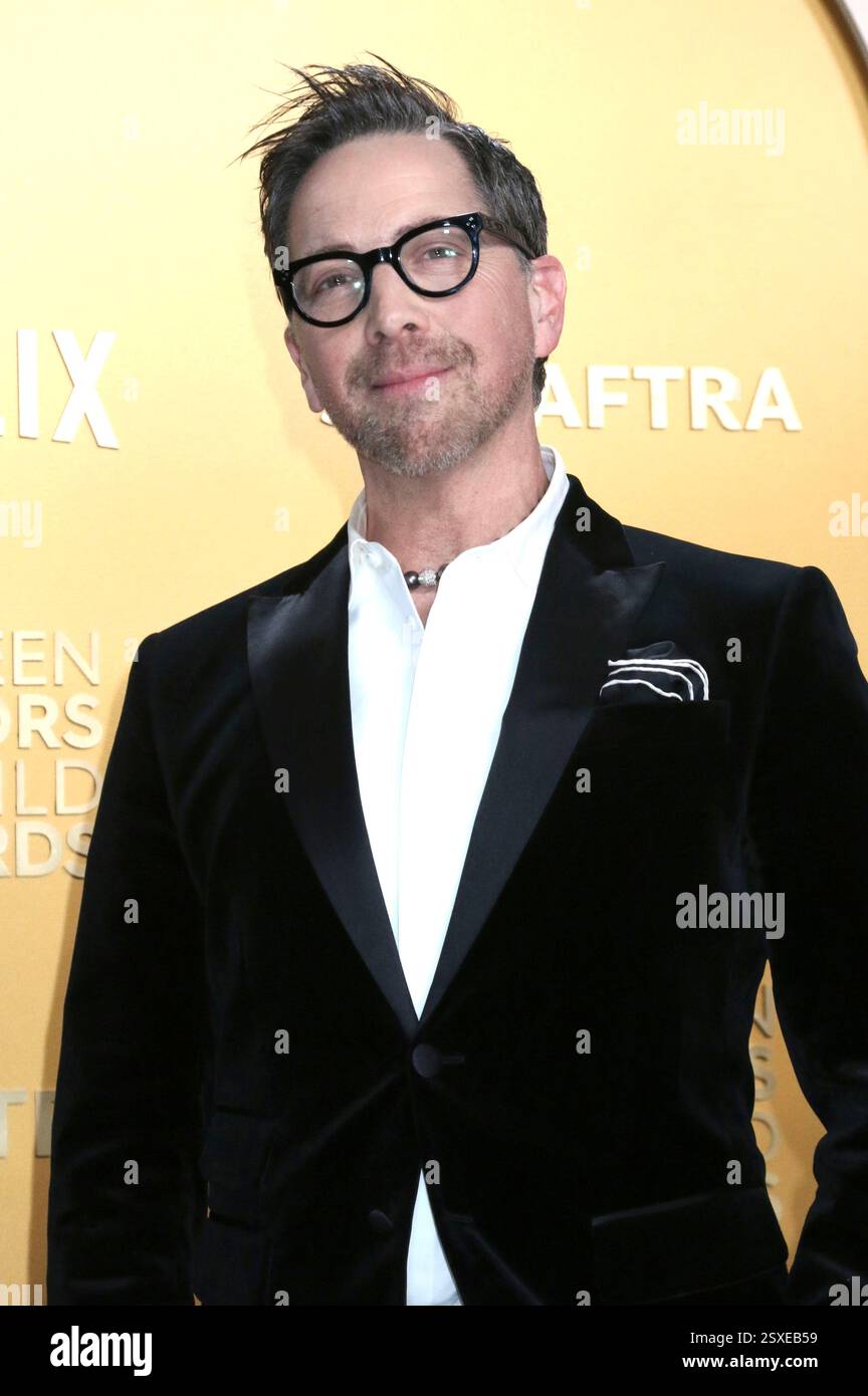 Dan Bucatinsky bei der Verleihung der 31. Screen Actors Guild Awards 2025 im Shrine Auditorium ...