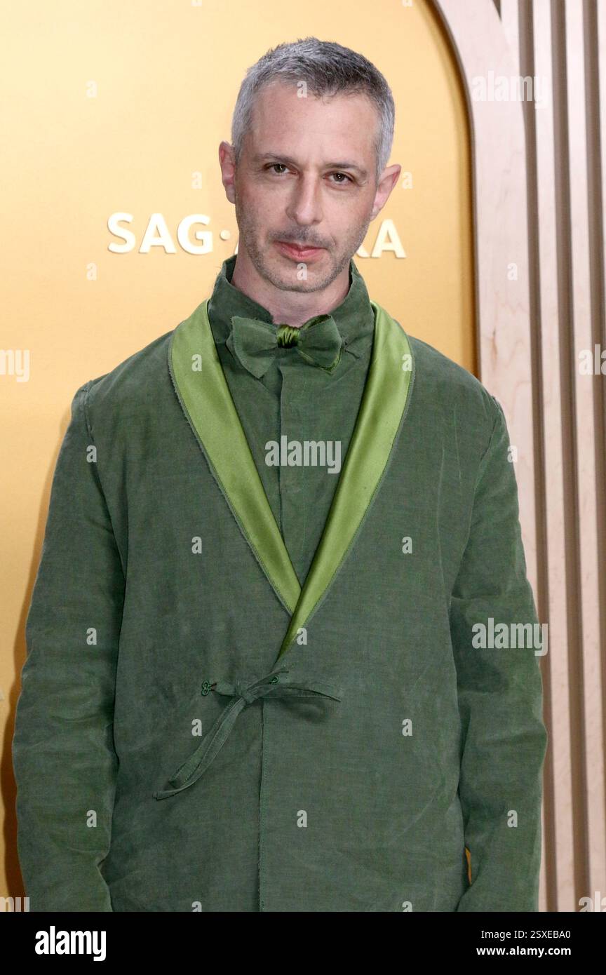 Jeremy Strong bei der Verleihung der 31. Screen Actors Guild Awards ...