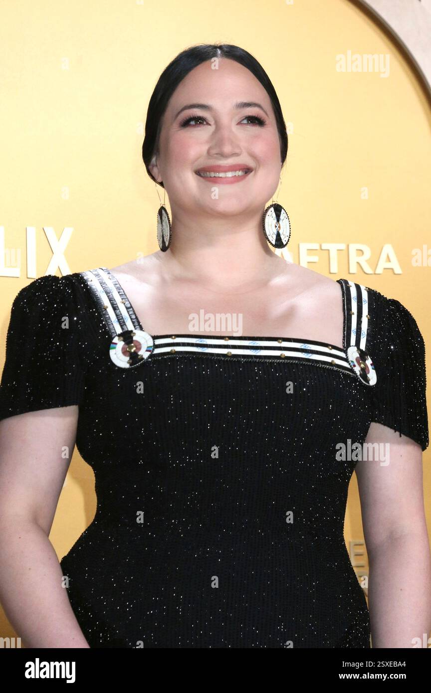 Lily Gladstone bei der Verleihung der 31. Screen Actors Guild Awards ...