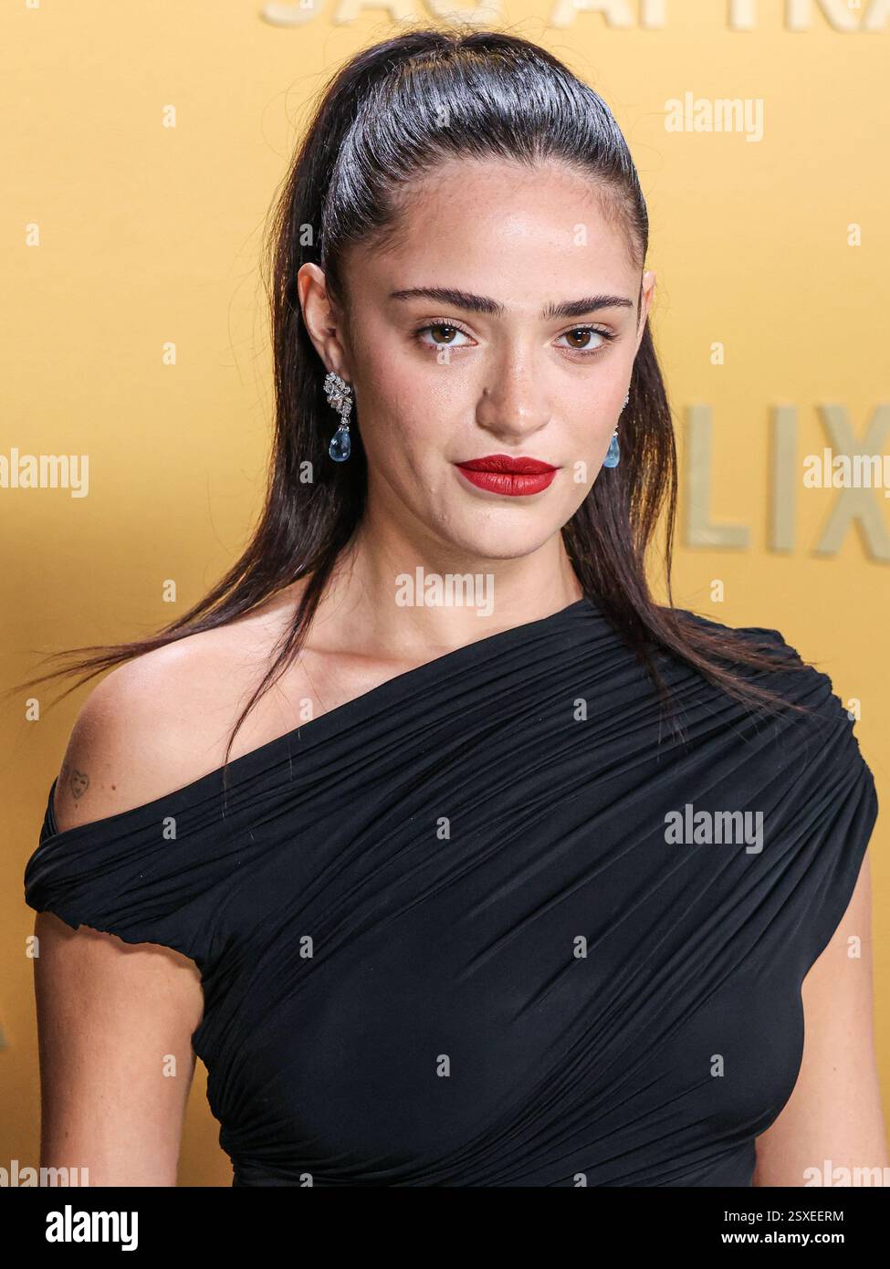 LOS ANGELES, CALIFORNIA, USA - FEBRUARY 23: Luna Blaise wearing a ...