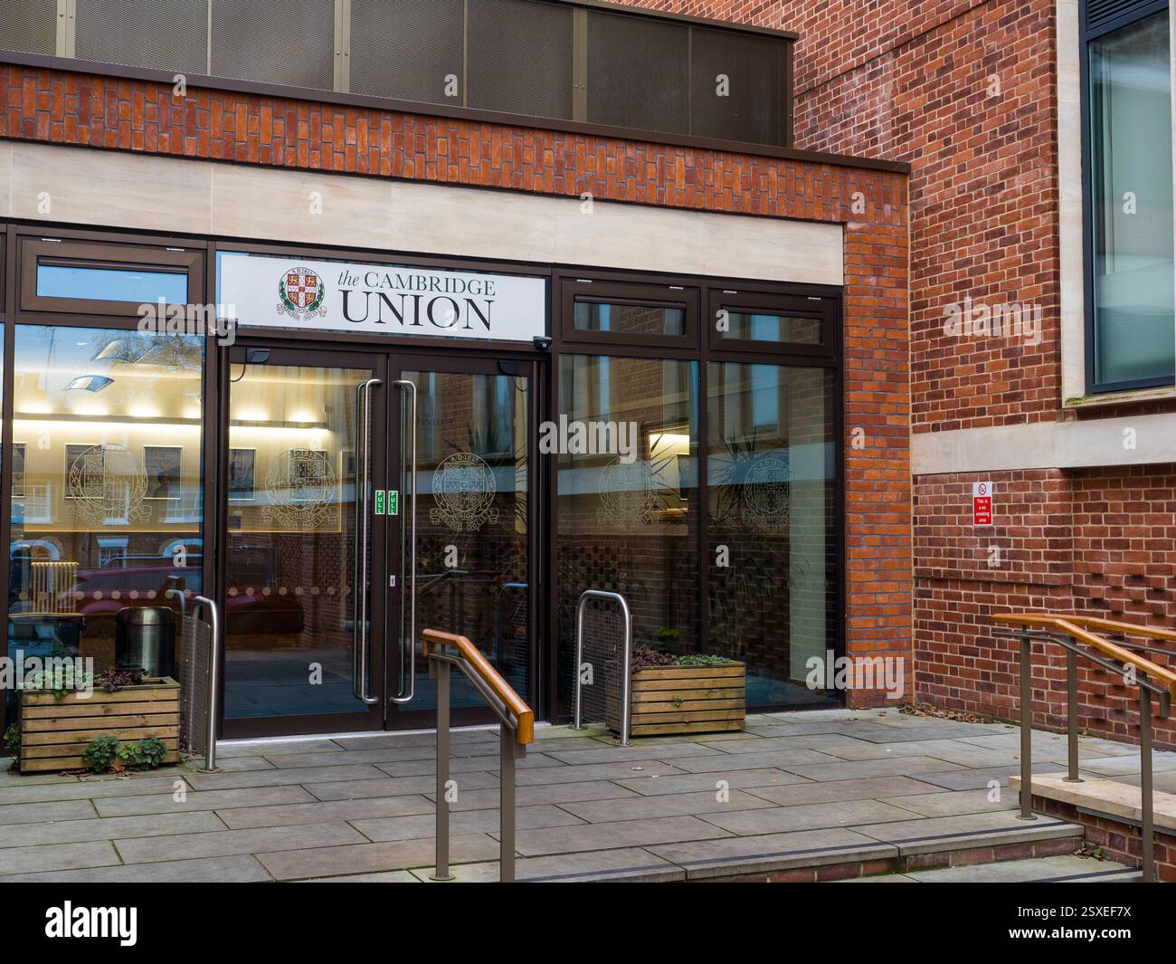 The Cambridge Union, The World oldest Debating Society, Cambridge ...