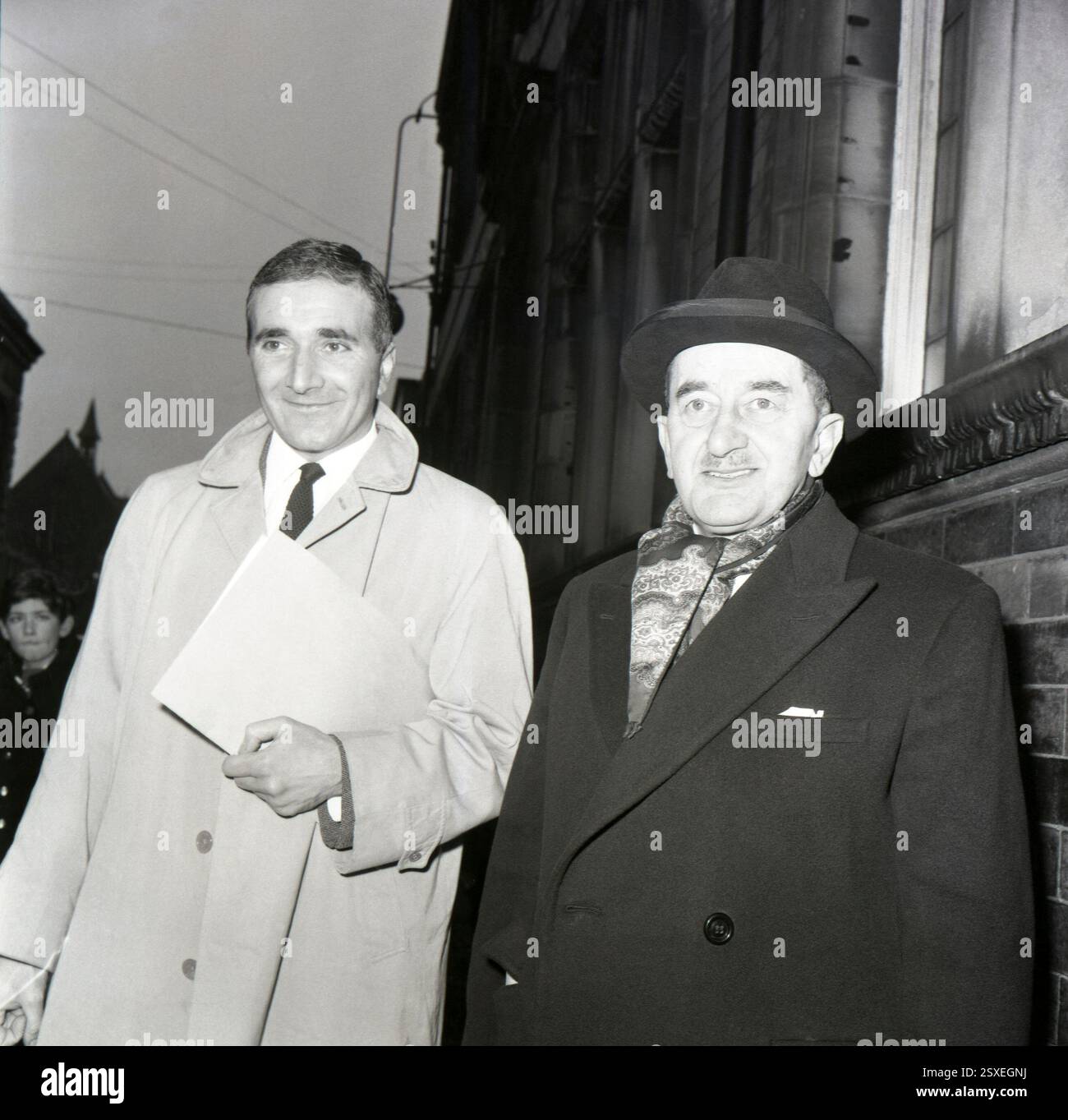 Maxwell Saunders, left, lecturer in conservative dentistry at Leeds ...