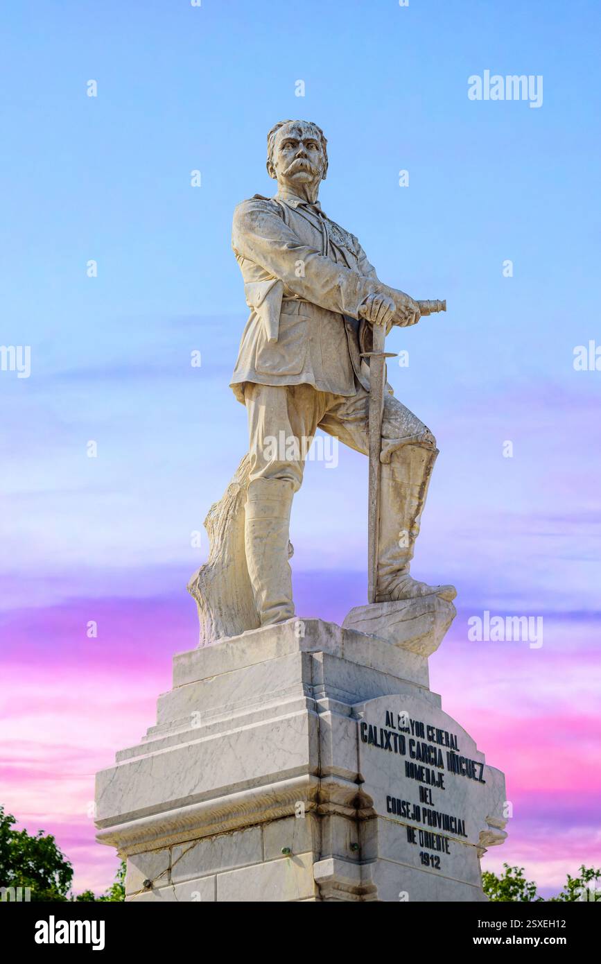 Art sculpture of Calixto Garcia in Holguin, Cuba Stock Photo - Alamy