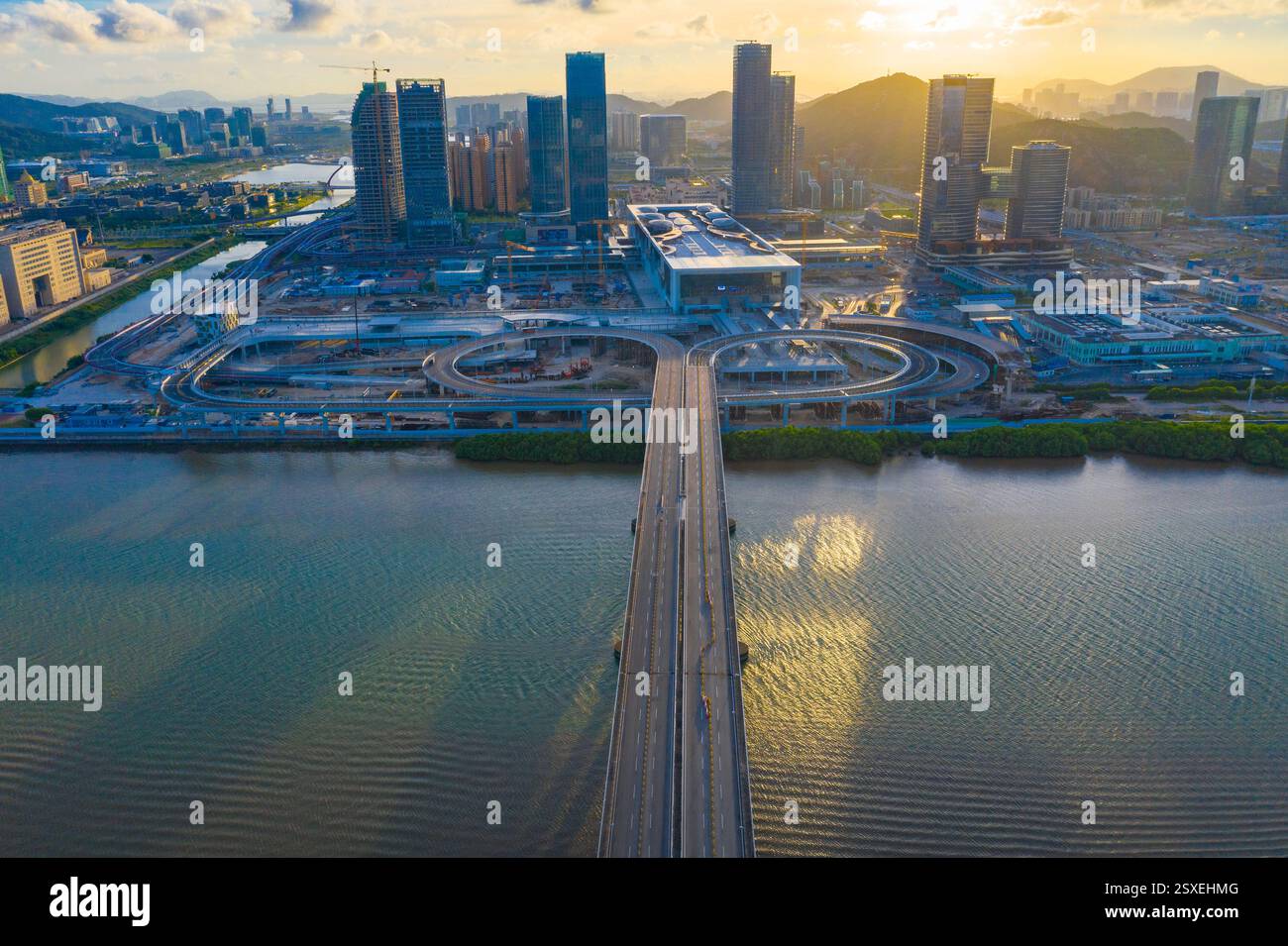 Lotus Bridge linking Zhuhai and Macau, China Stock Photo - Alamy